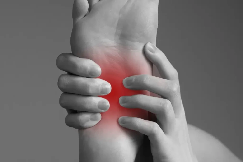 Inner Arch Foot Pain Causes & Relief | Evolve Health Guide